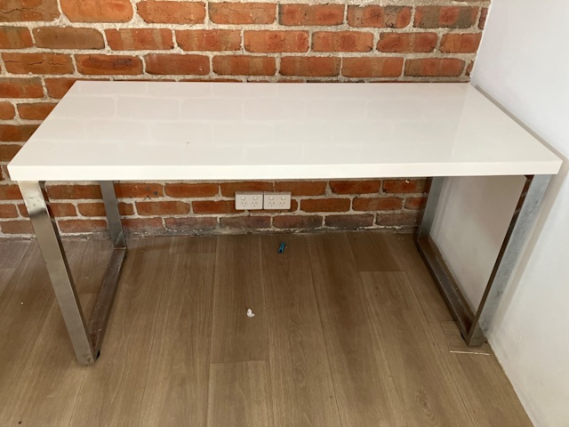 Office works white study desk - Desks in Ingleside NSW | Gumtree Australia