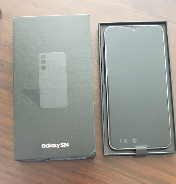 PRICE DROP Brand New sealed box Samsung S24 - Android Phones in WA ...