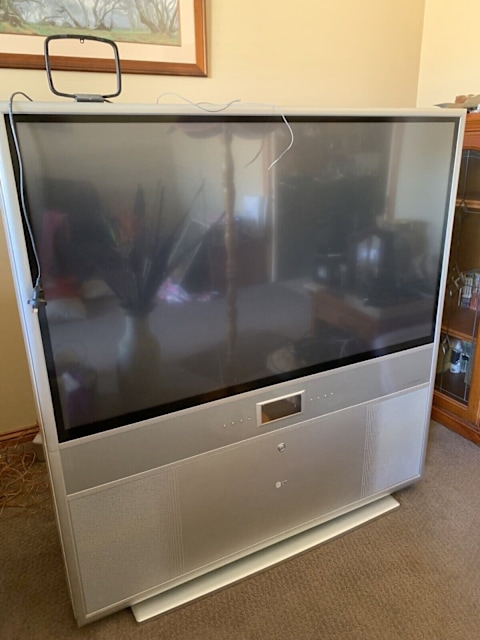 Rear projection TV - gaming TV - TVs in Yarrawonga VIC | Gumtree Australia