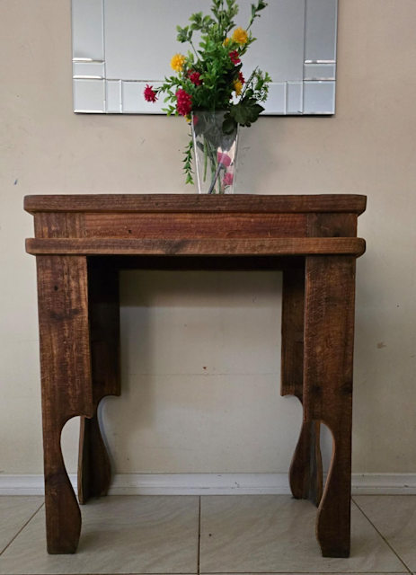 small side table - Buffets & Side Tables in Fawkner VIC | Gumtree Australia