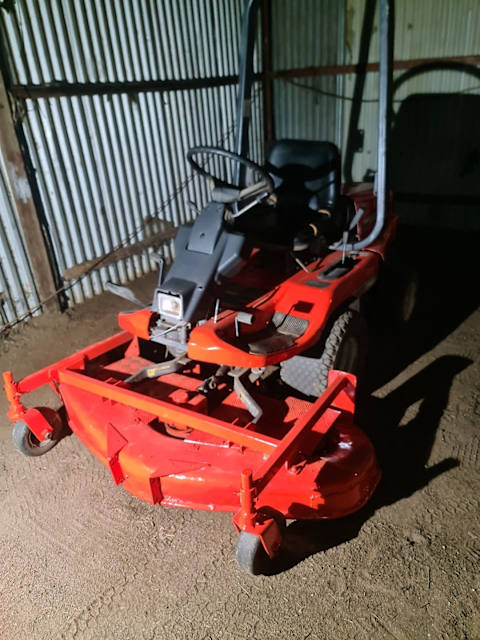 Kubota out front mower - Lawn Mowers in Coonabarabran NSW | Gumtree ...
