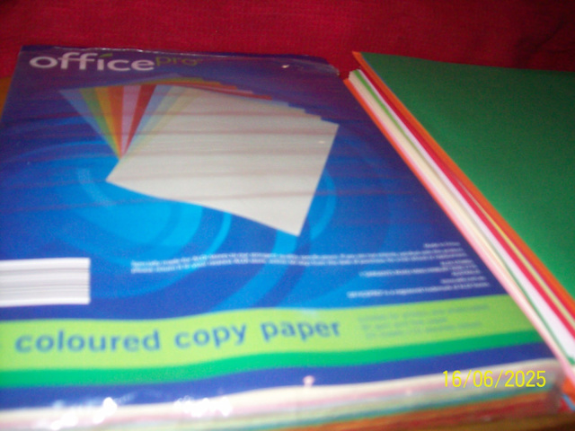 A4 Coloured paper, bout 200 sheets - Miscellaneous Goods in Moe VIC ...