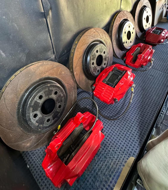 AP racing HSV big brake kit for VE HOLDEN | Brakes & Suspension ...