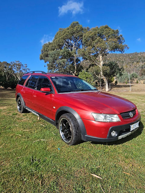 2005 HOLDEN ADVENTRA CX6 5 SP AUTOMATIC 4D WAGON | Cars, Vans & Utes ...