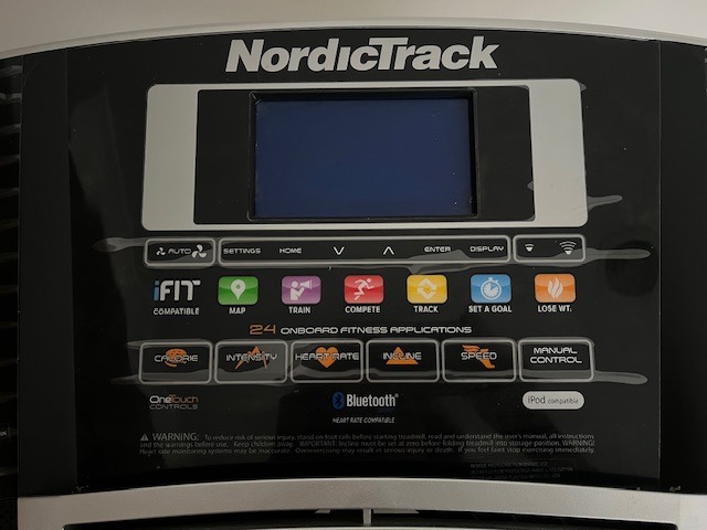 NordicTrack C320i treadmill $700 or near offer - Gym & Fitness in ...