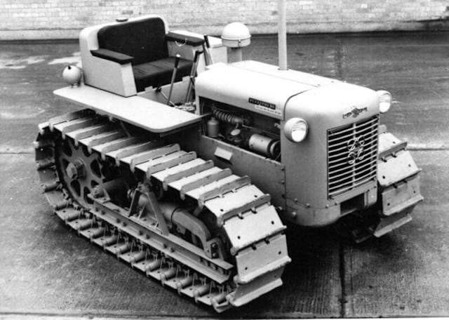 HOWARD TRACTOR Platypus / Crawler / Rotary Hoe | Farming Vehicles ...