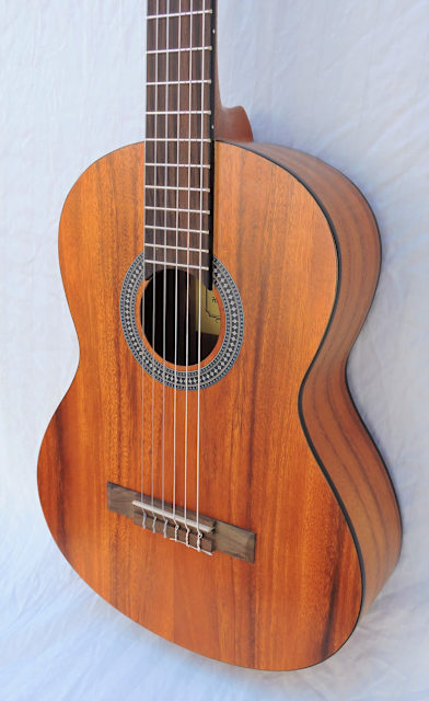 Sanchez 3/4 Left Handed Nylon String Guitar - Guitars & Amps in Burwood ...