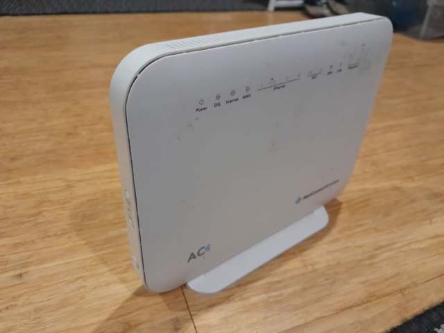 NETCOMM NF18ACV NBN READY AC1600 DUAL BAND WIFI VOIP ROUTER MALVERN EA ...