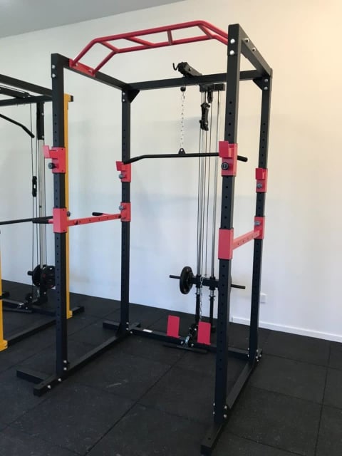 Power Rack Cage With Lat Pulldown And Seated Row BRAND NEW | Gym ...