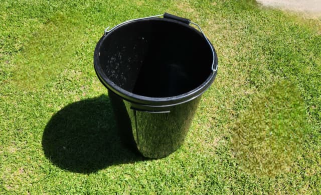 30Ltr PLASTIC MIXING BUCKET with MEASUREMENTS INSIDE | Other Garden ...