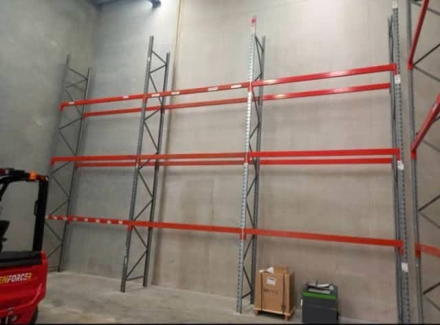 Pallet Racking 3 bays - 4.2m high with 3 beam levels | Miscellaneous ...