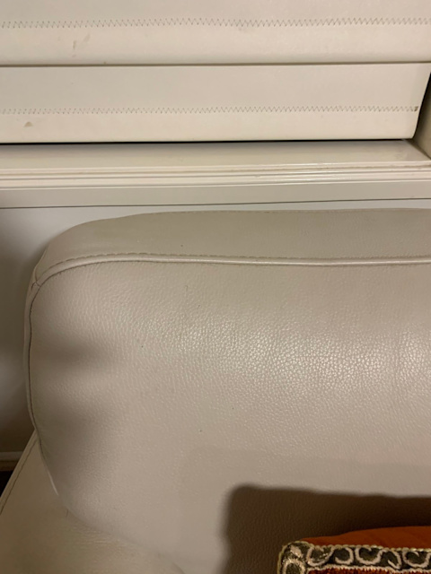 FREE leather lounge from Freedom. TV unit - Sofas in Wahroonga NSW ...