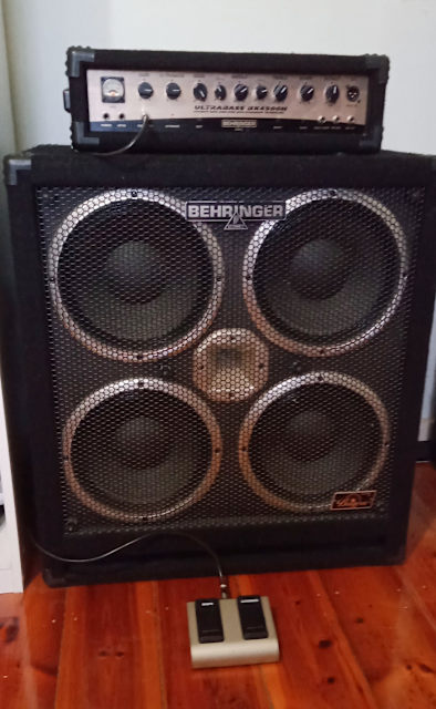 Behringer UltraBass 450 Watt Head and Quad-Box - Guitars & Amps in Port ...