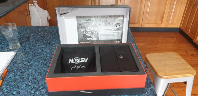 Hsv Ve clubsport E3 gift box | Engine, Engine Parts & Transmission ...