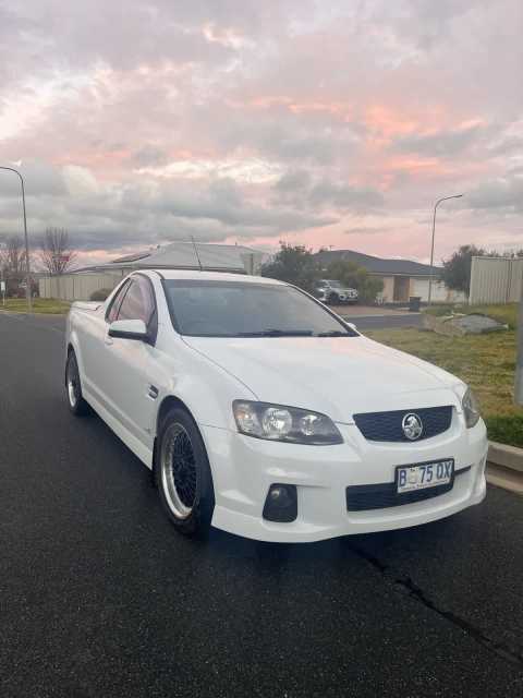 2010 HOLDEN COMMODORE series 2 SV6 6 SP MANUAL UTILITY | Cars, Vans ...