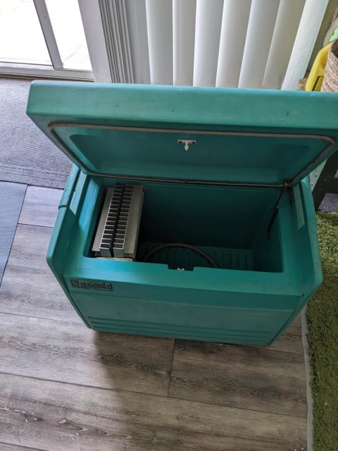 Chest cold 3way fridge ideal for camping | Caravan & Campervan ...