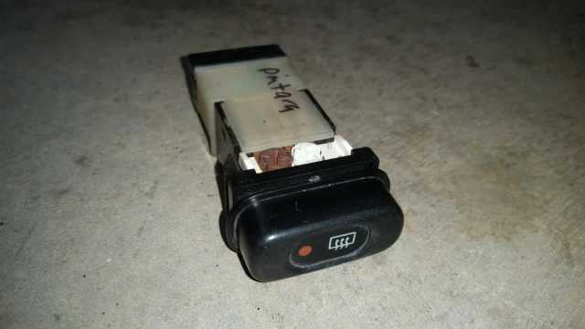 11/1989 to 12/1992 Nissan U12 Pintara - Rear demister switch | Other ...