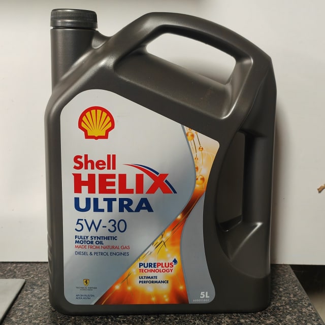 SHELL HELIX ULTRA 5W-30 OIL | Oil, Coolant & Liquids | Gumtree ...