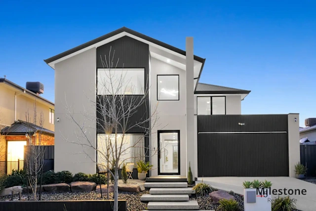 15 Arcola Street, Clyde North, Victoria 3978 - for Sale | Gumtree Australia