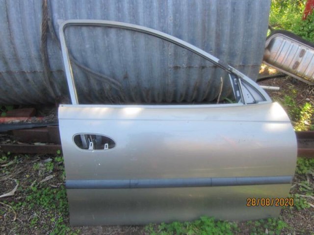 vt holden commodore front rhs door. lhs rear door tundra | Auto Body ...