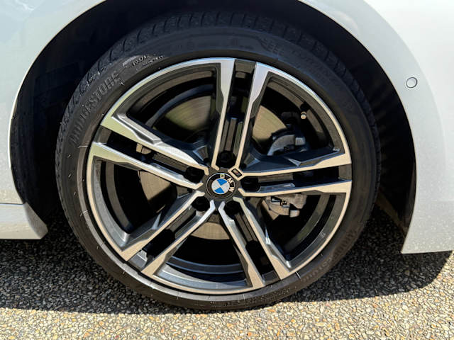 BMW 18-inch M Double-spoke 819 Bicolour mag wheels | Wheels, Tyres ...