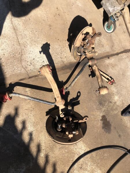 VR VS Commodore front suspension LEft and Right control arms hubs ...