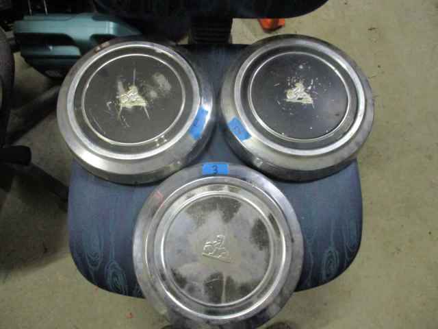 Holden HQ-WB rims & hubcaps short/long tail lion | Wheels, Tyres & Rims ...