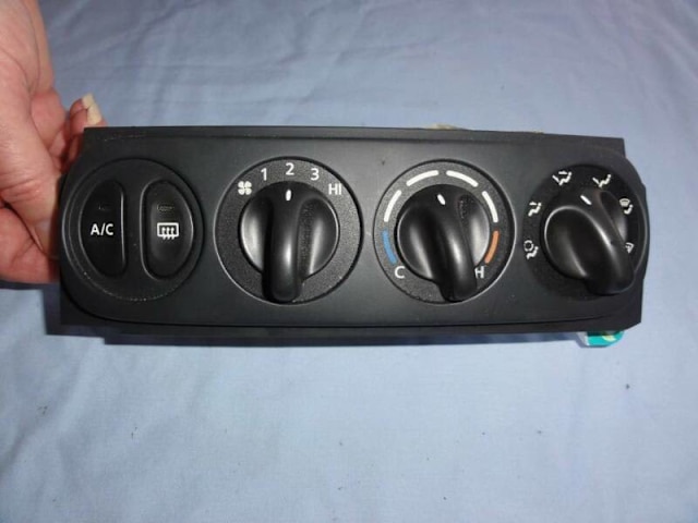 HOLDEN COMMODORE HEATER CONTROL SWITCHES, AIR CON FAN SWITCHES VT-VX ...