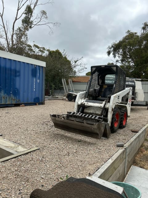 Storage yard 10M x 15M with 20 Foot Shipping Container $500 pm ...