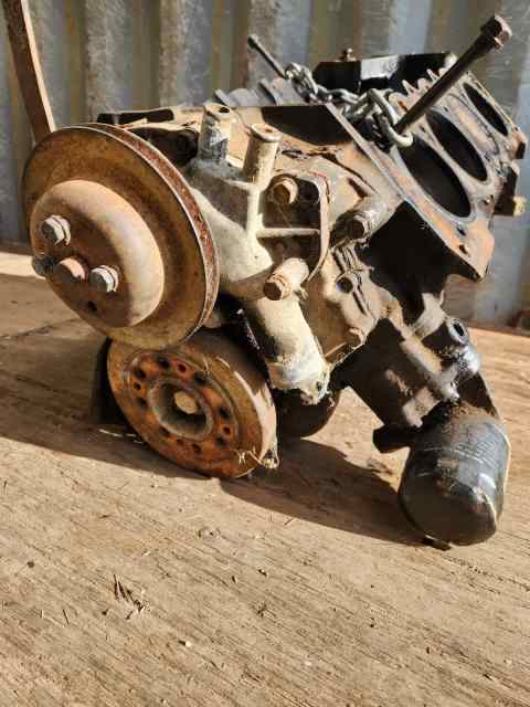 Holden 253 V8 Red Motor | Engine, Engine Parts & Transmission | Gumtree ...