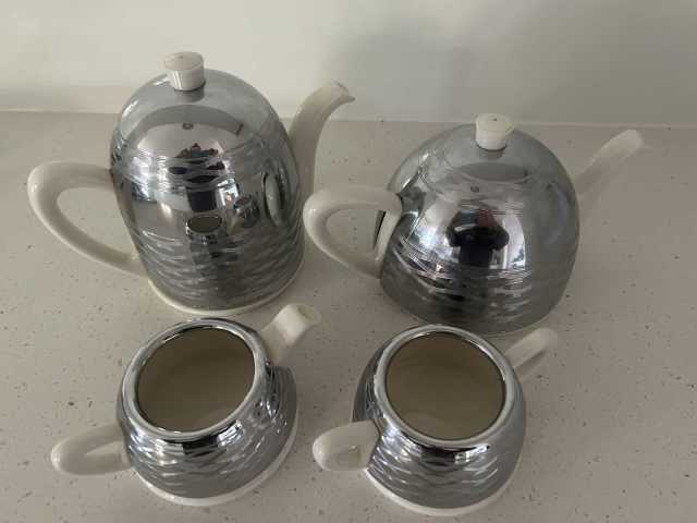 1940s Ever Hot Tea Set Polished Aluminium and White Ceramic | Antiques ...