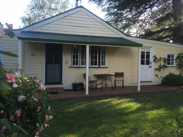 One Bedroom fully self contained cottage for short or long term rent ...