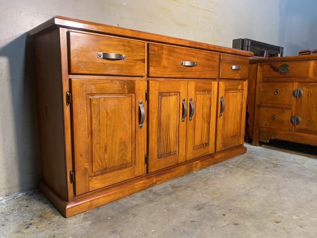Nearly new rustic style solid wood buffet with 3 drawers metal runners ...