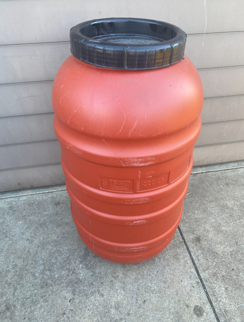 220 lite plastic screw top barrels - Other Garden in Keilor VIC ...