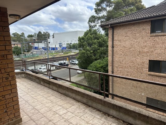 Room for Rent of 3 bedroom apartment one room available | Flatshare ...