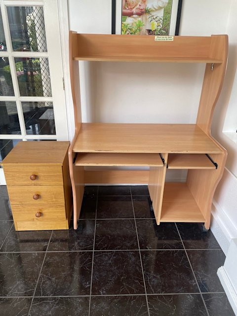 Computer Desk with Drawers – $50 - Desks in Newnham TAS | Gumtree Australia