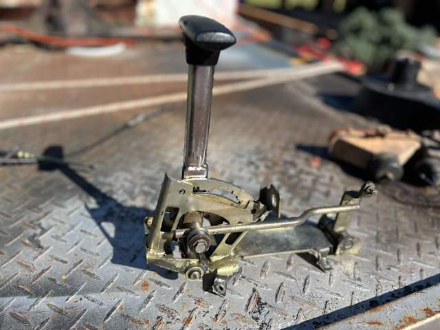 Holden Trimatic Floor Shifter HQ HJ HX HZ WB o481094190 | Auto Body ...