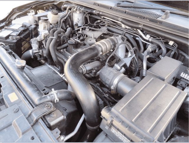 NISSAN NAVARA ENGINE D40, DIESEL, 2.5, YD25, TURBO, VIN VSK, PLASTIC R ...