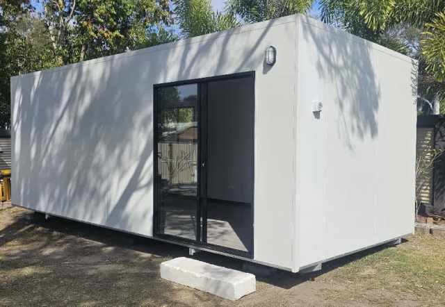 New 7.2m X 3.1m Portable Office / Studio / Cabin Demountable Building ...