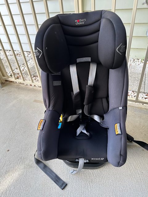 Baby carseat Mothers Choice - Baby Carriers in St James WA | Gumtree ...