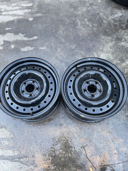 17 inch ford falcon fg xr6 steel rims | Wheels, Tyres & Rims | Gumtree ...