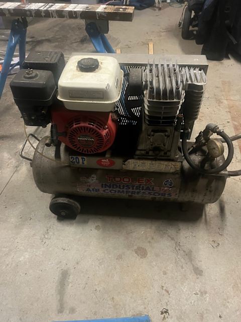 6.5 hp air compressor - Power Tools in South Tamworth NSW | Gumtree ...