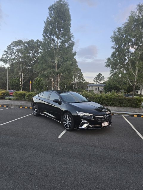2019 HOLDEN COMMODORE RS 9 SP AUTOMATIC 5D LIFTBACK | Cars, Vans & Utes ...