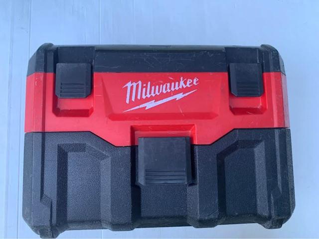 Milwaukee M18 Vacuum - M18 WDV - Power Tools in Dural NSW | Gumtree ...