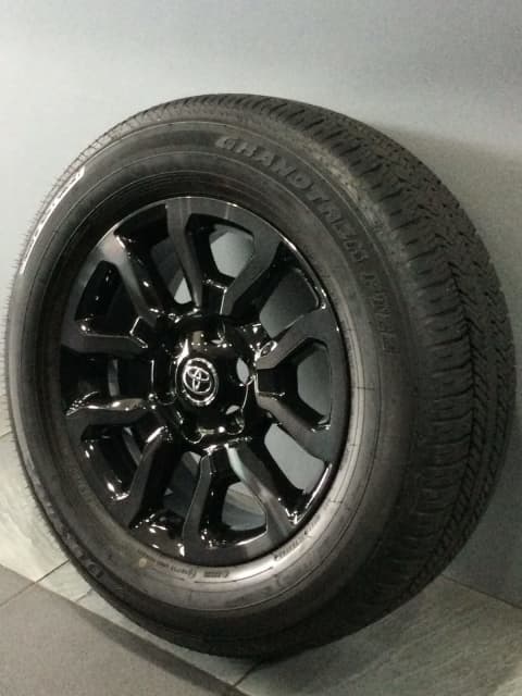 TOYOTA HILUX ROGUE MY23 18” GENUINE ALLOY WHEELS & TYRES | Wheels ...