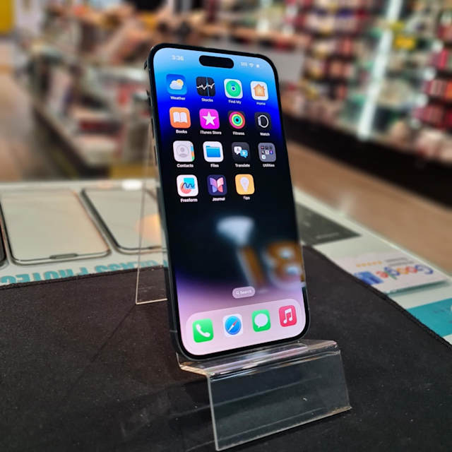 IPHONE 14 PRO MAX 256GB BLACK / SILVER COMES WITH WARRANTY - iPhone in ...