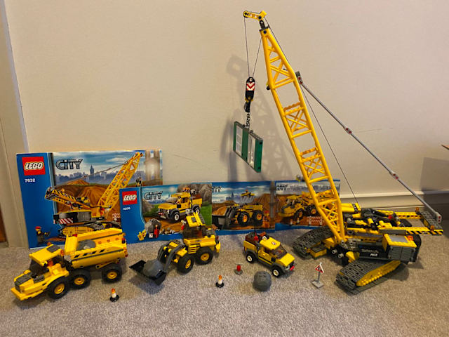 LEGO Toy Set - Construction Vehicles Complete Set with Crane - Toys ...