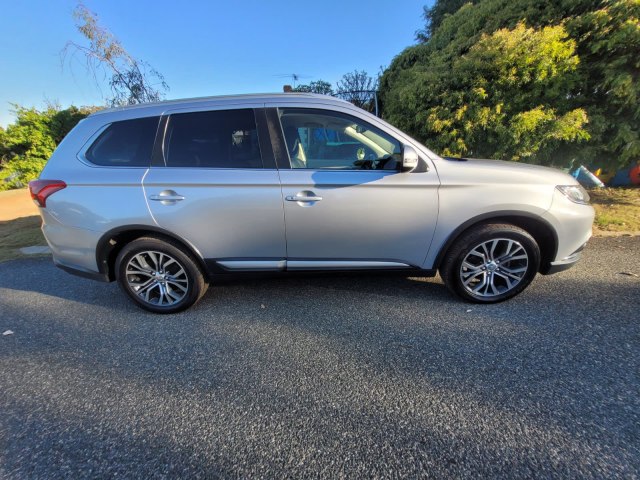 2016 MITSUBISHI OUTLANDER XLS (4x4) CONTINUOUS VARIABLE 4D WAGON | Cars ...