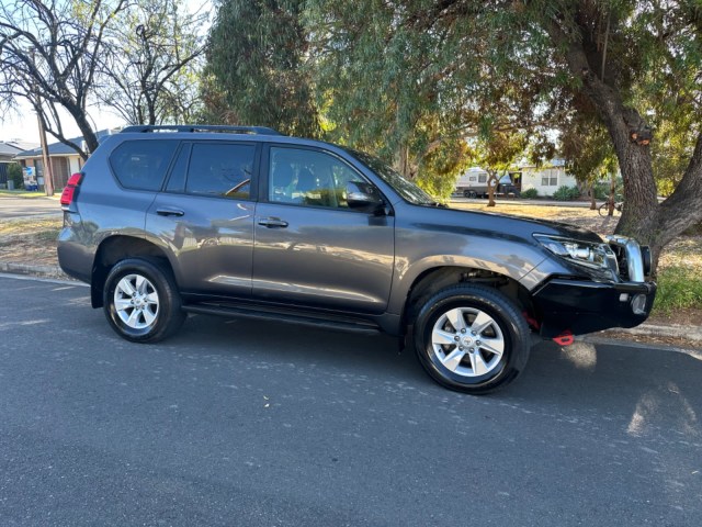 2021 Toyota Land Cruiser Prado – 2.8L turbo diesel in Graphite gToyota ...