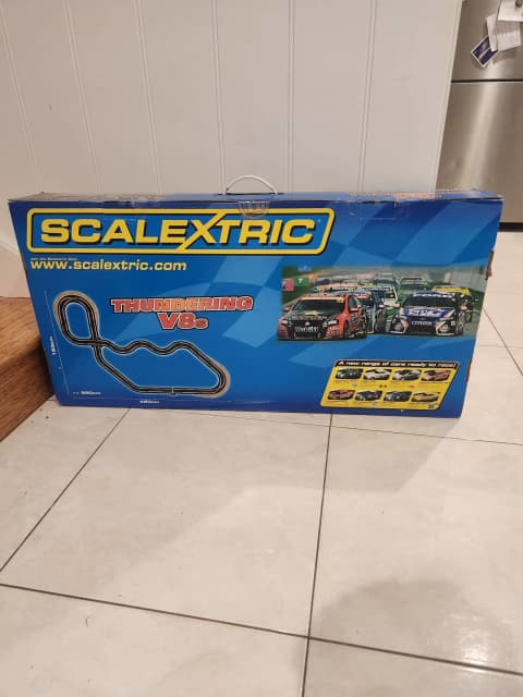 Scalextric thundering V8s complete set - Toys - Indoor in Minto NSW ...